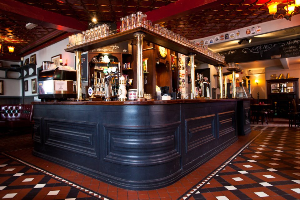 The Salutation Oxford Road | Manchester Pub Reviews | DesignMyNight