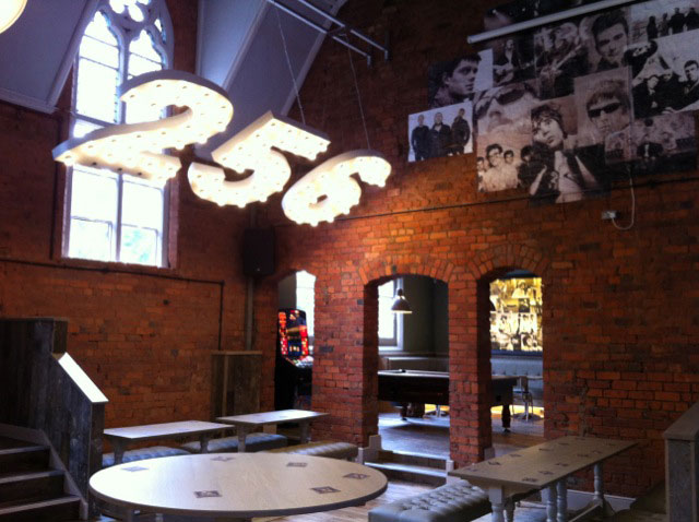256 Wilmslow Road Fallowfield | Manchester Bar Reviews | DesignMyNight