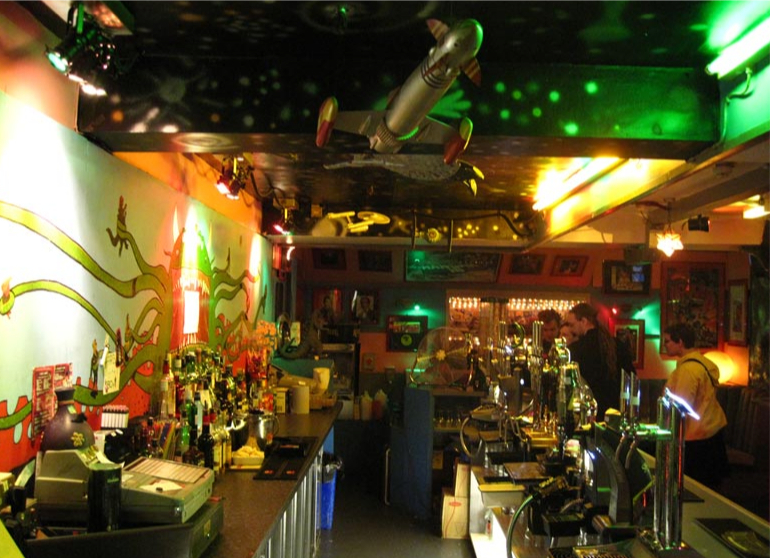 Fab Cafe Oxford Road | Manchester Bar Reviews | DesignMyNight