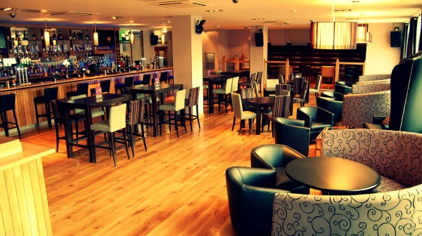 Hennessey's Digbeth | Birmingham Bar Reviews | DesignMyNight