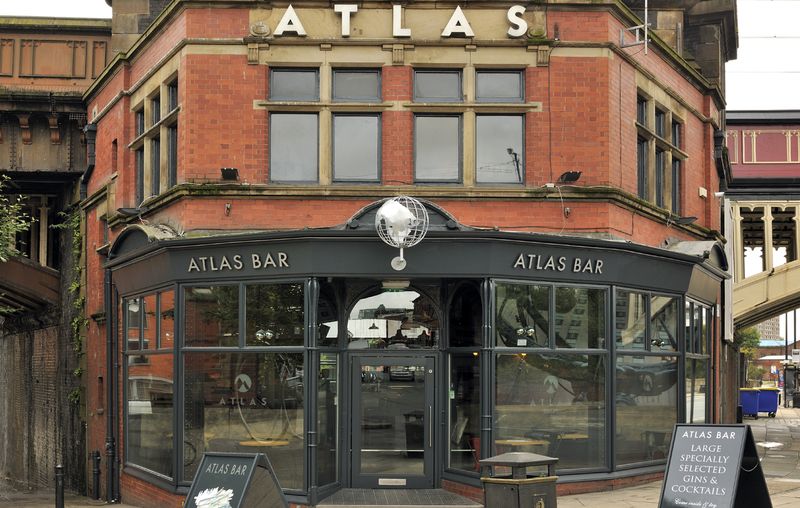 Atlas Bar Deansgate Locks | Manchester Bar Reviews | DesignMyNight