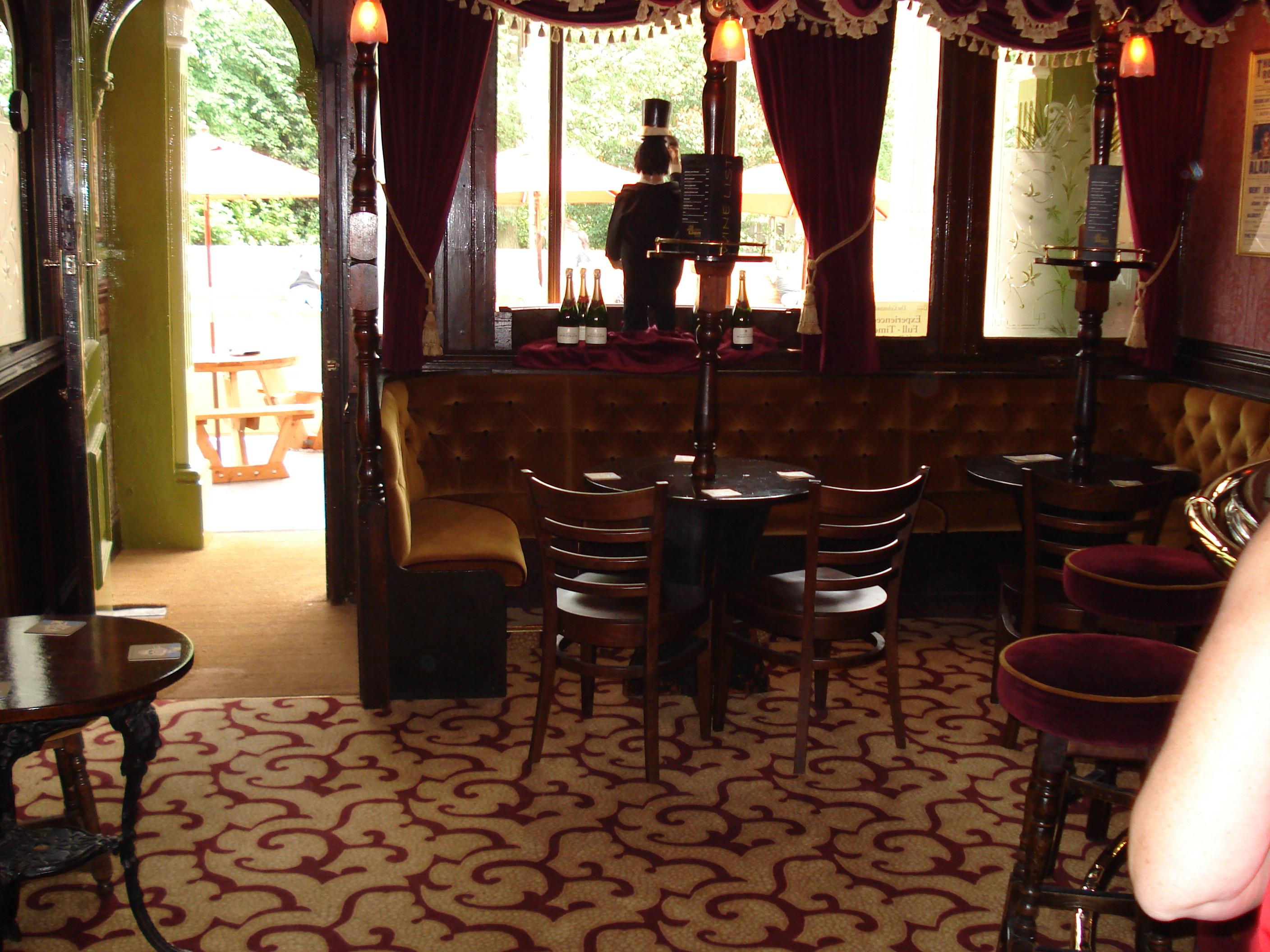 Collonade Bar North Laine | Brighton Bar Reviews | DesignMyNight