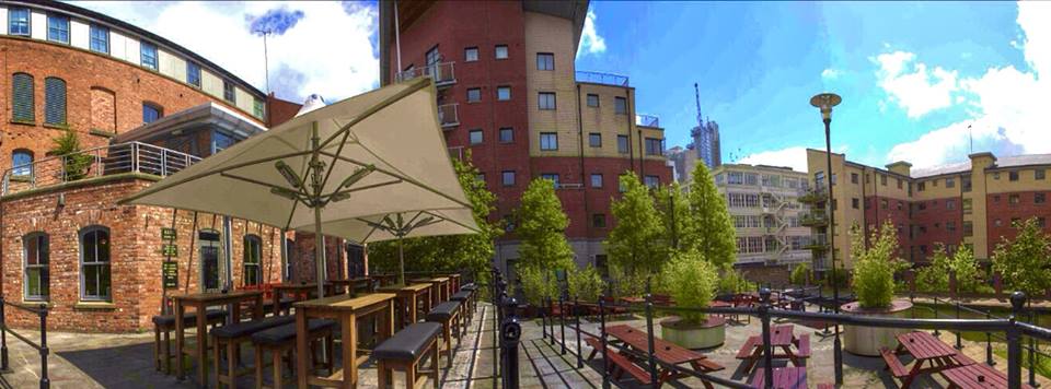 Rain Bar Deansgate Locks | Manchester Bars Review | DesignMyNight
