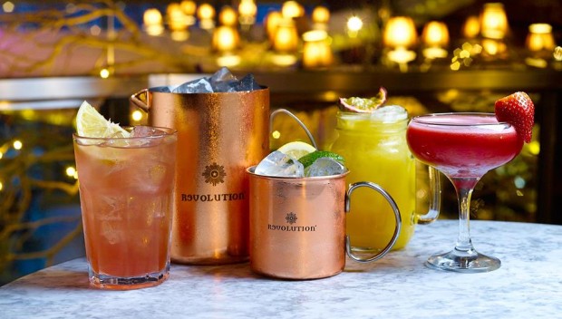 Revolution Reading | Reading Bar Reviews | DesignMyNight