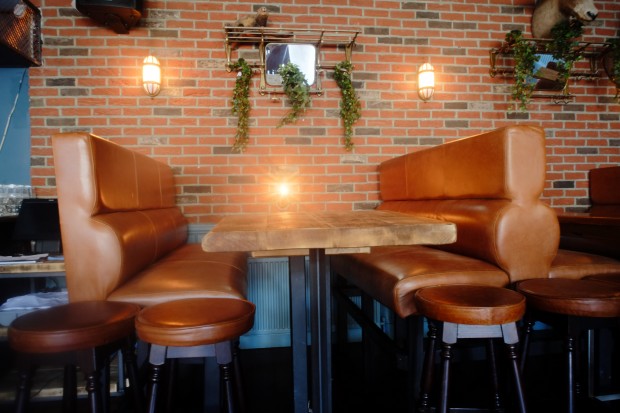 The Regent pub Chestnut Grove Balham Clapham London Reviews | DesignMyNight