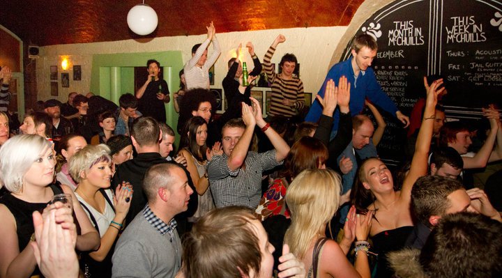 McChuills Bar | Glasgow Bar Reviews | DesignMyNight