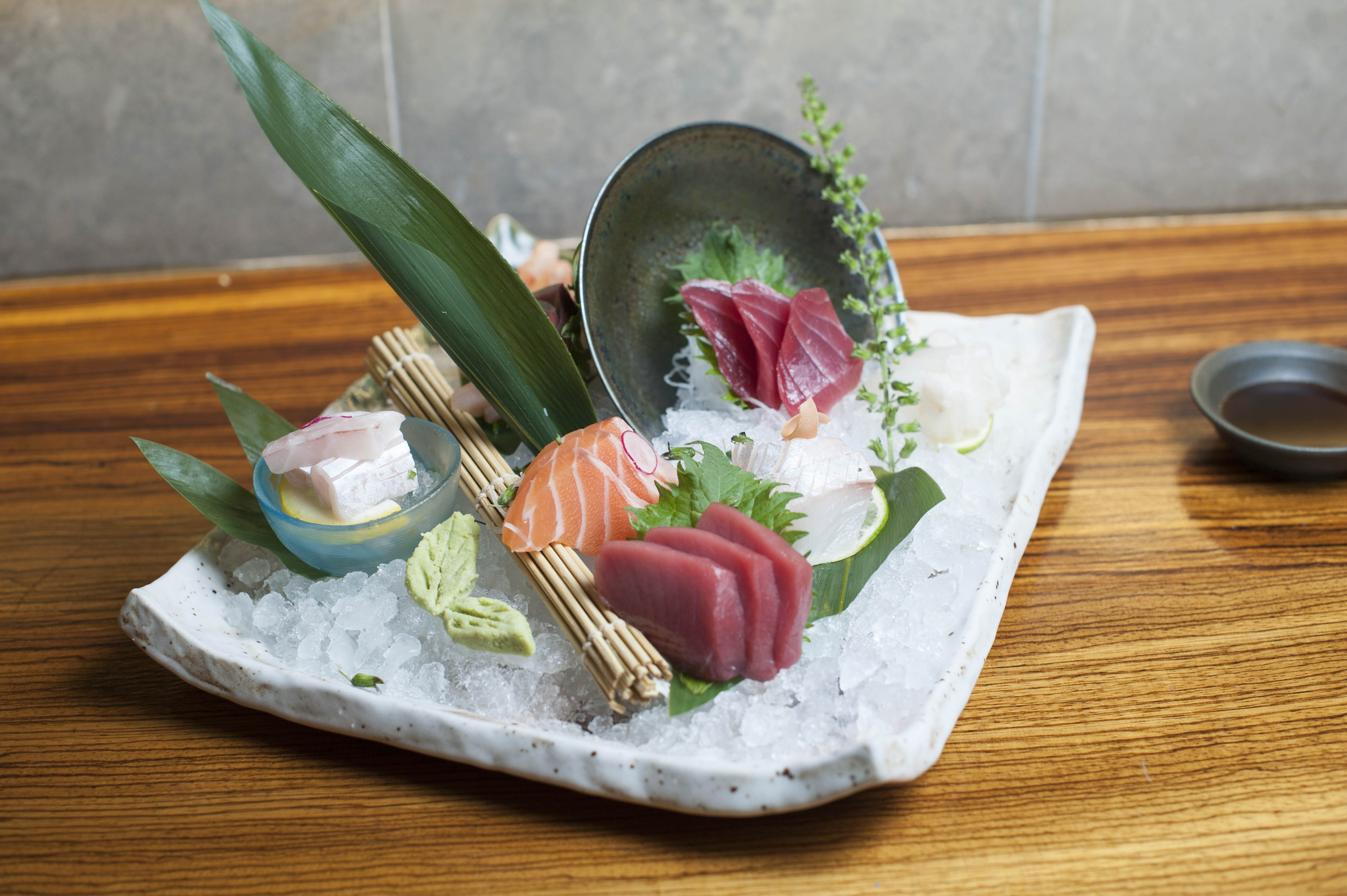 Albie Espinola Art Exhibition - Catching Moments | Victoria, London ...