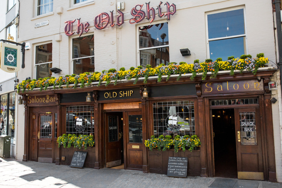 Old Ship Richmond | London Bar Reviews | DesignMyNight