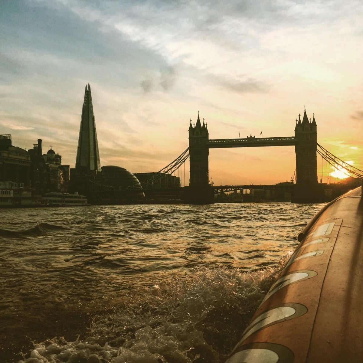 Private Boat Parties in London | Private Boat Hire London | DesignMyNight