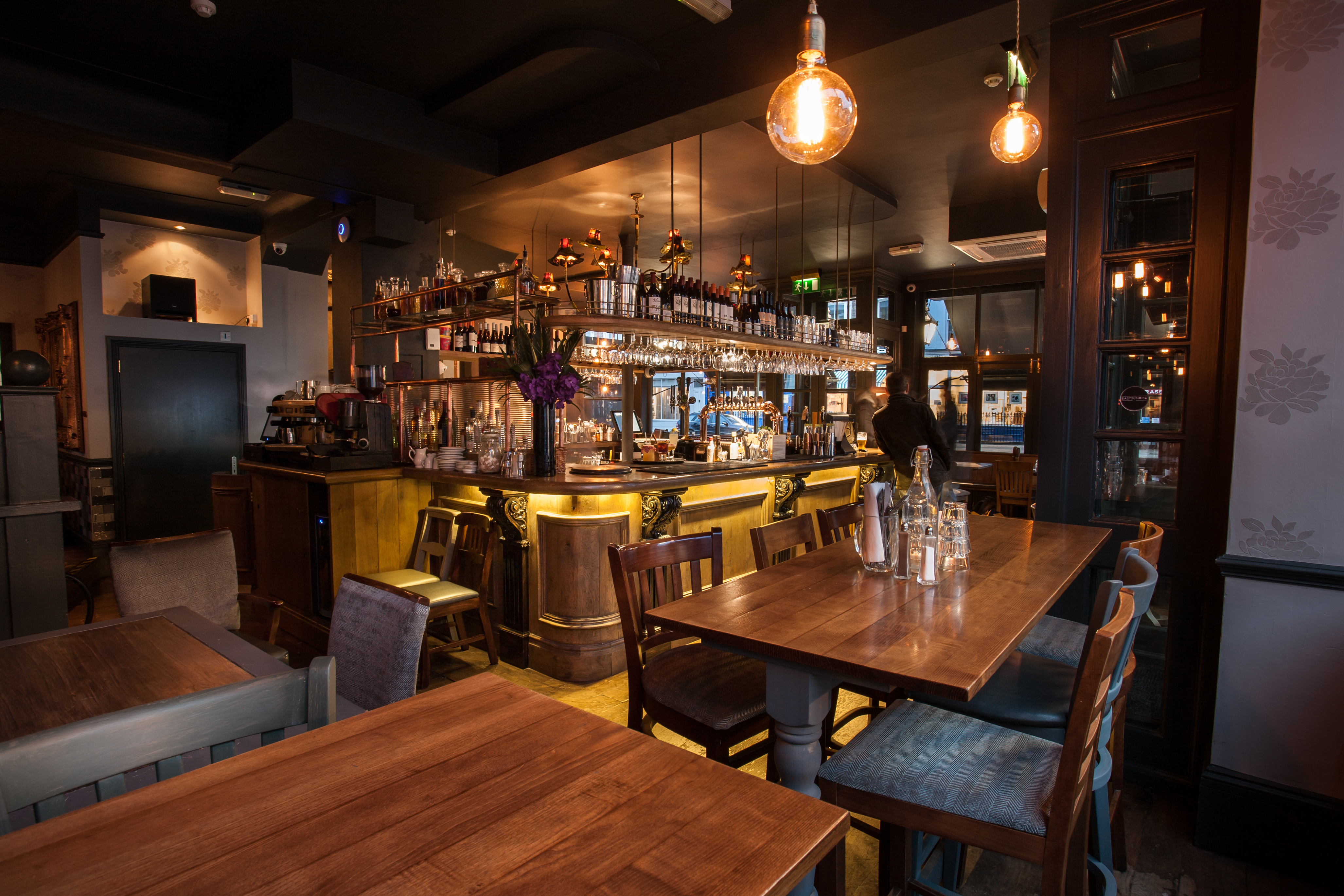 The Princess of Wales Primrose Hill | London Pub Reviews | DesignMyNight
