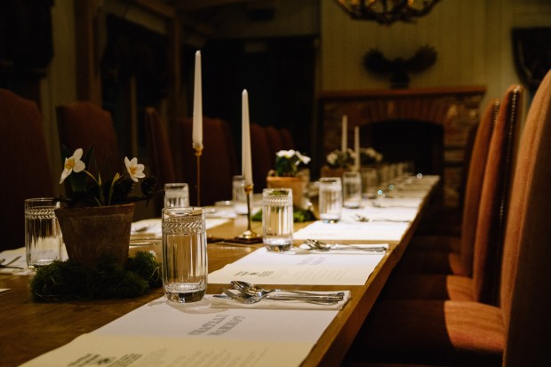 A WINTER FEAST IN A WOODLAND HUNTING LODGE | UK Food & Drink Reviews ...