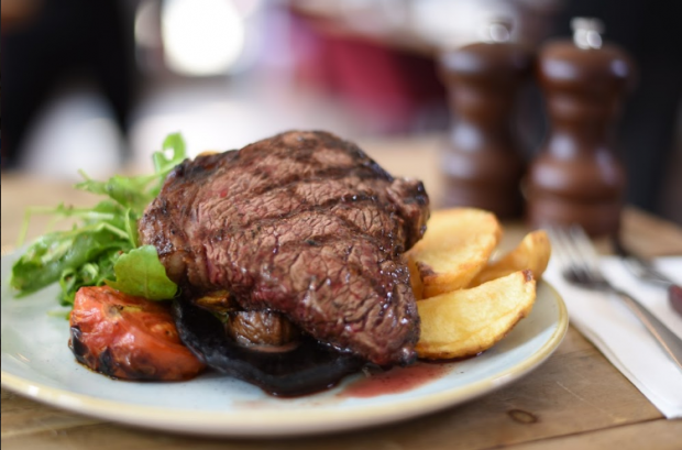 The Old Frizzle Wimbledon | London Bar Reviews | Designmynight