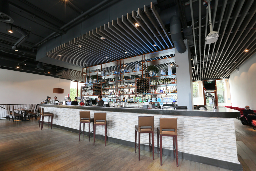 Smith's Bar & Grill Paddington | London Bar Reviews | DesignMyNight