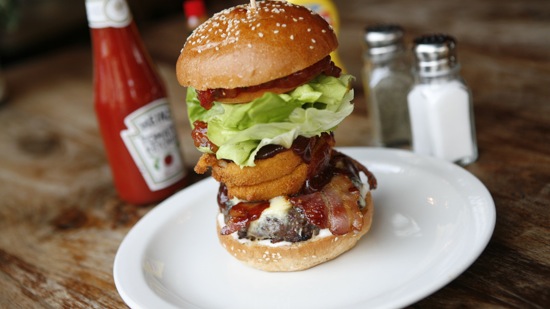 Burgers + Bubbles | Holborn, London Daytime Reviews | DesignMyNight