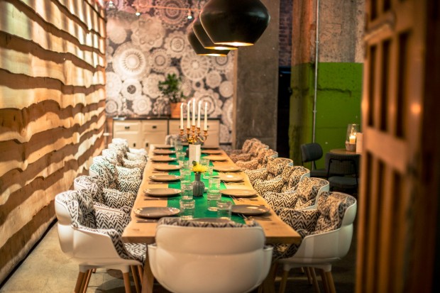 The Folly Restaurant Bar Gracechurch Street | London Bar Reviews ...