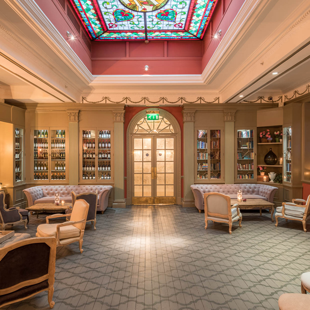 Aubaine Notting Hill | London Bar Reviews | DesignMyNight