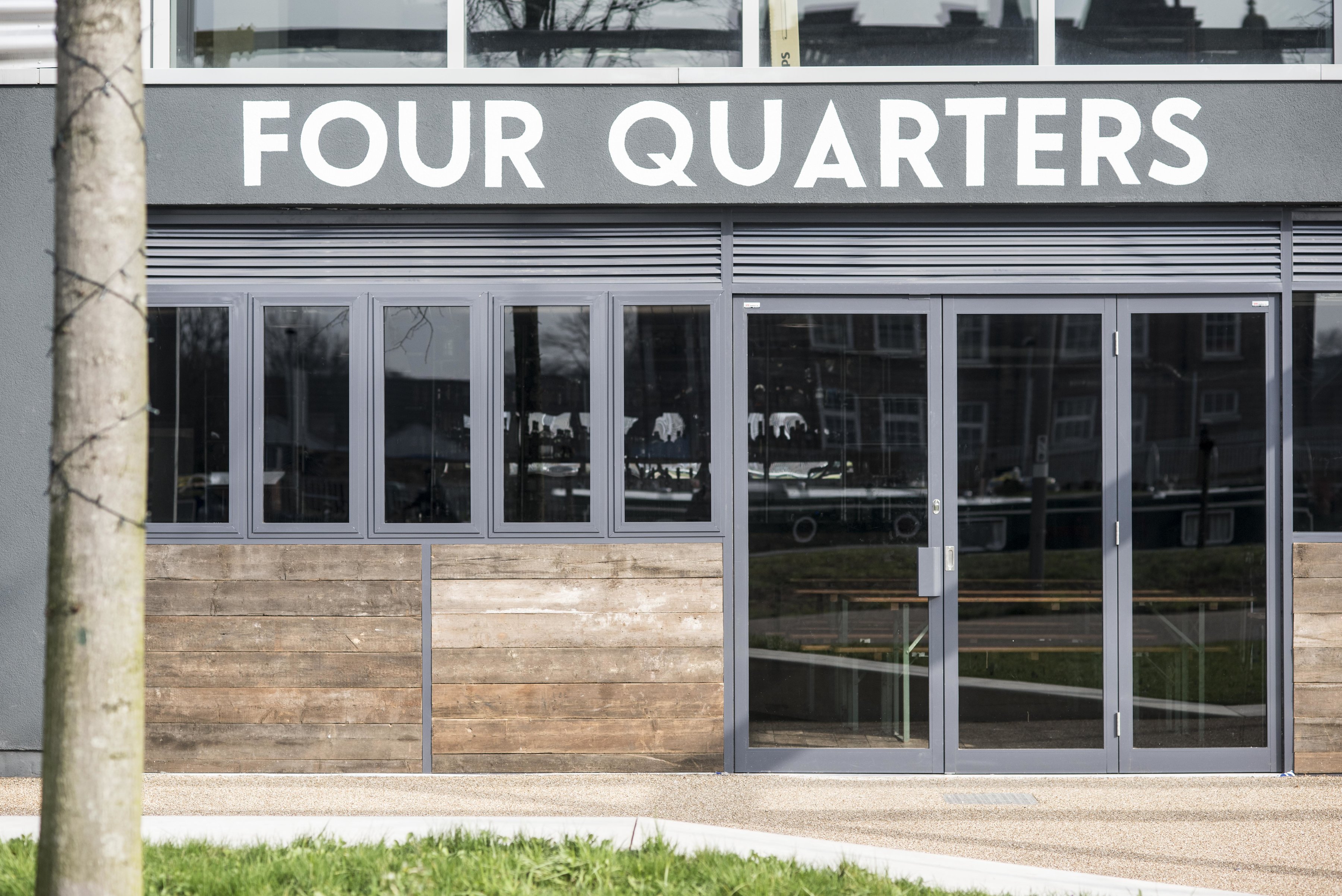 Four Quarters East Hackney Wick | London Bar Reviews | DesignMyNight