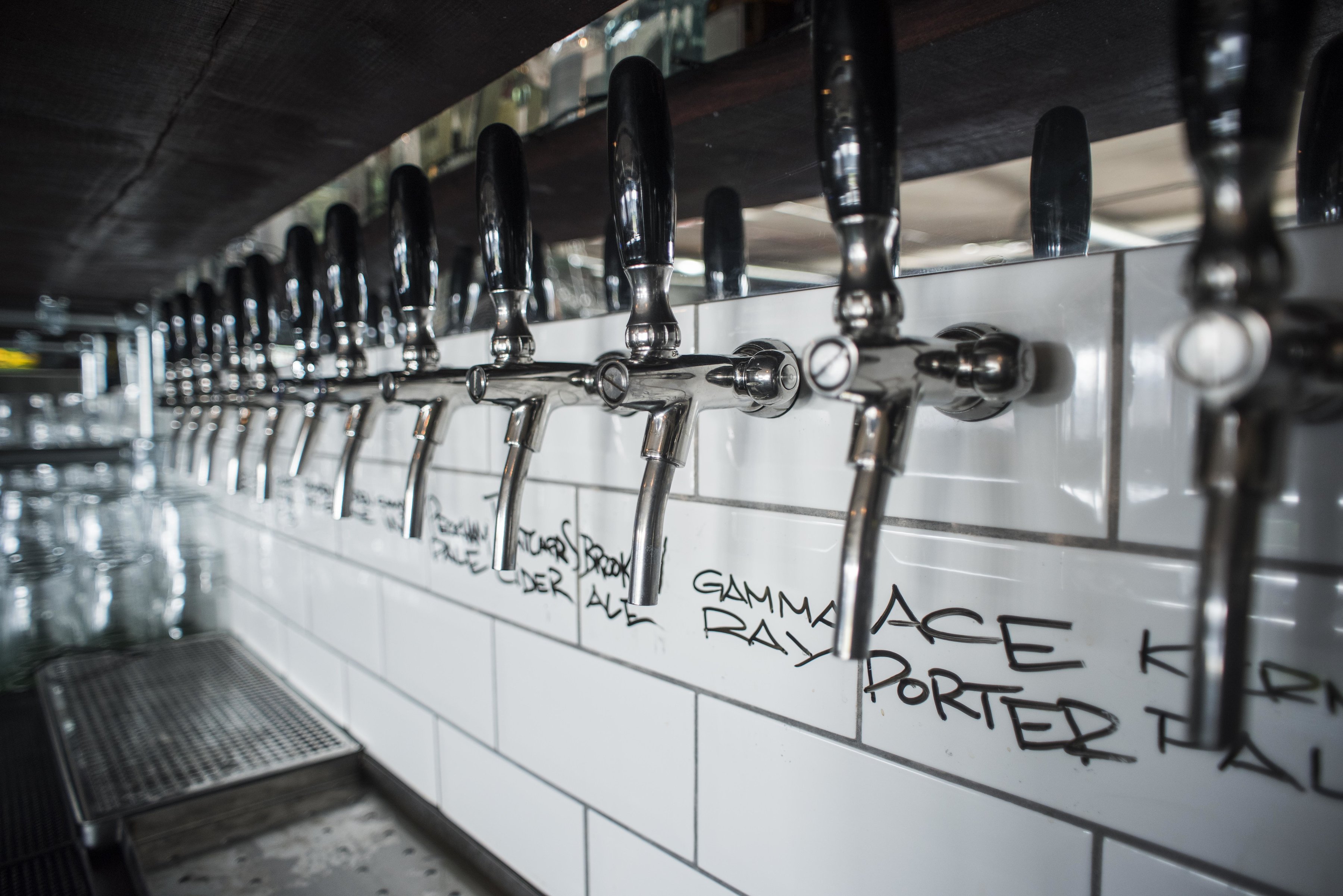 Four Quarters East Hackney Wick | London Bar Reviews | DesignMyNight