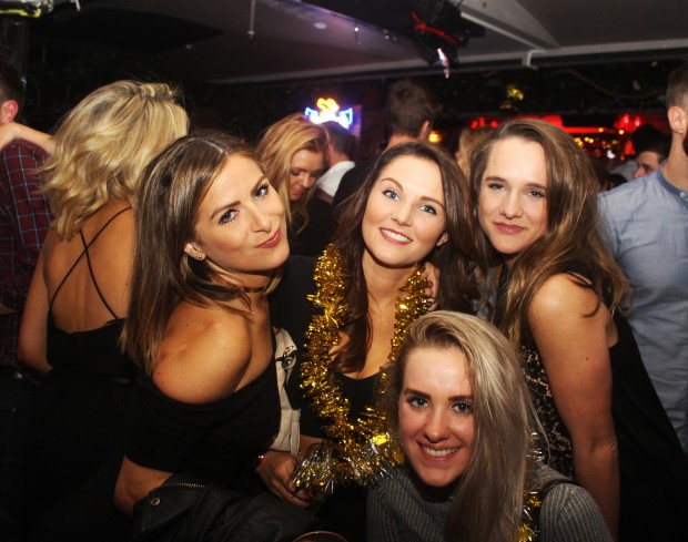 LONDON SOIREE PRESENTS: THE ROAMING DINNER PARTY (SPRING FLING SPECIAL ...