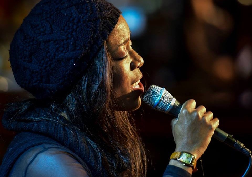 Deelee Dubé & The Alex Webb Trio | London Live Music Reviews ...