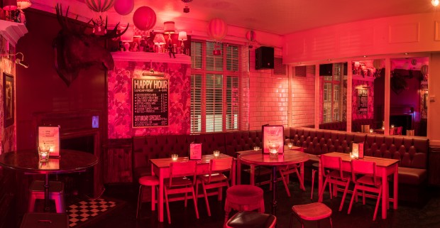 Simmons Bloomsbury | London Bar Reviews | DesignMyNight