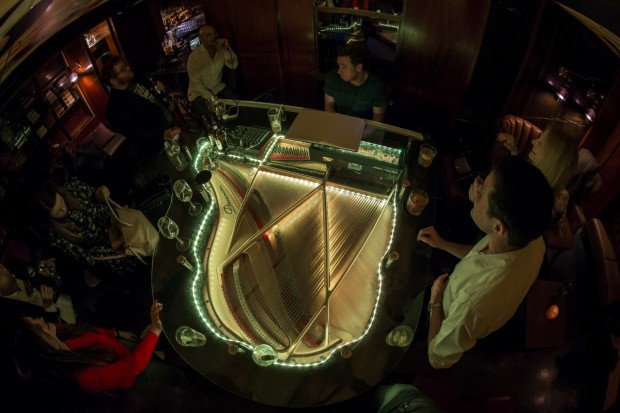 Saturday Grooves | West London, London Live Music Reviews | DesignMyNight