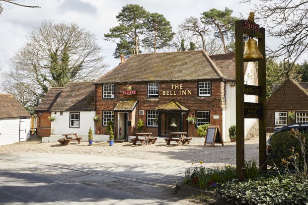 Bell | Pub | Surrey, UK | DesignMyNight