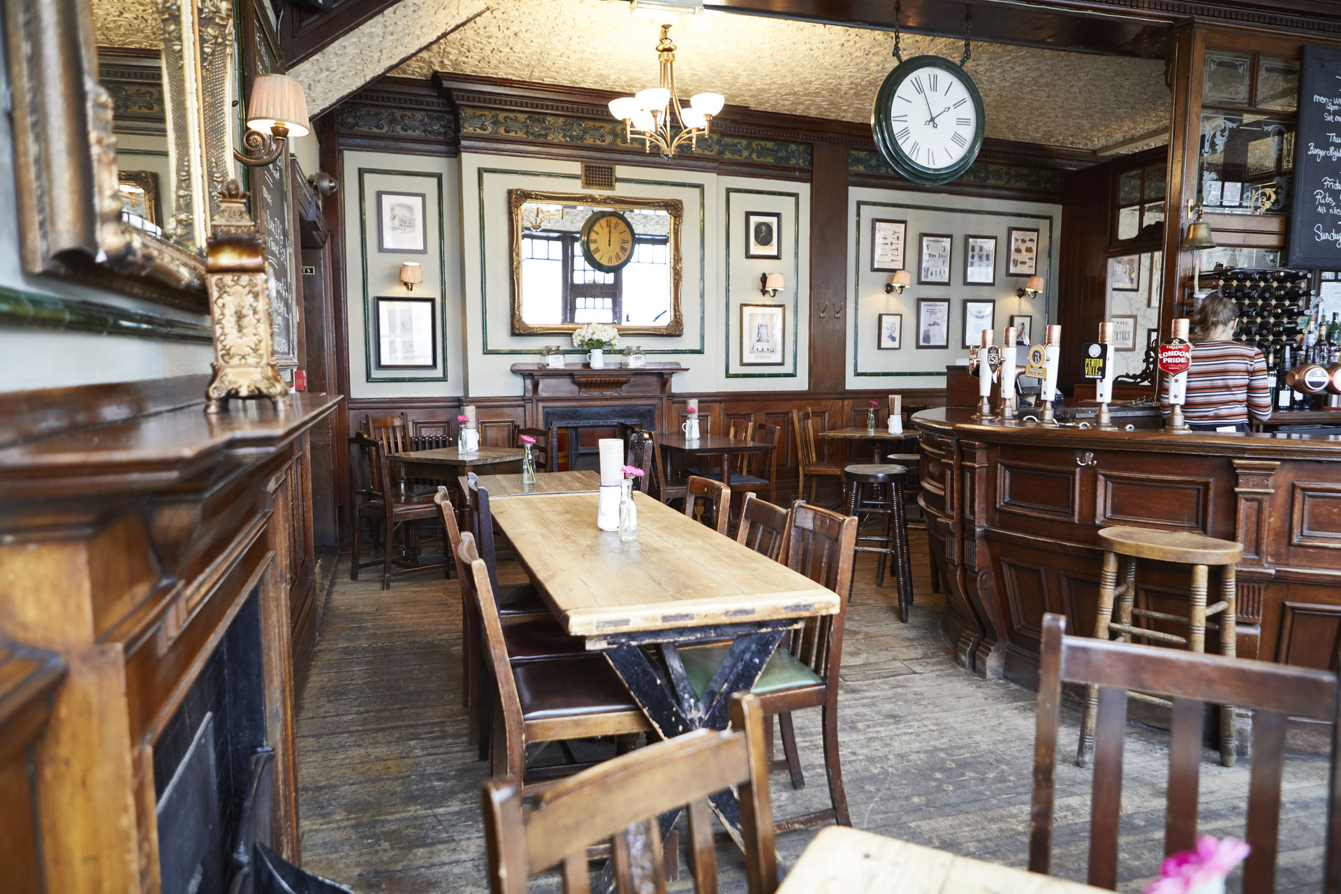 The Crown Islington | London Pub Reviews | DesignMyNight