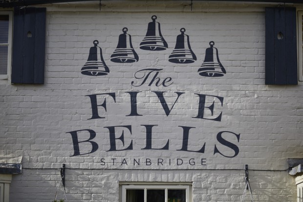 Five Bells | Leighton Buzzard Pubs | DesignMyNight