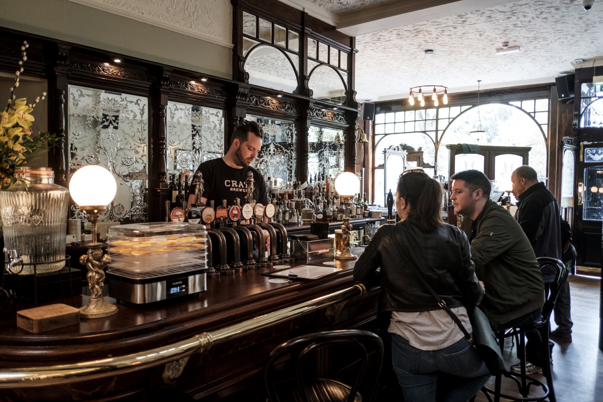 The Great Northern Railway Tavern | London Pub Reviews | DesignMyNight
