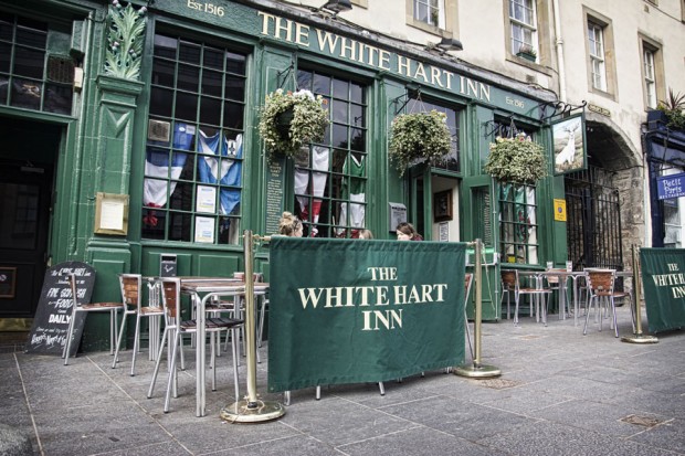 The White Hart Inn Edinburgh | Edinburgh Pub Review | DesignMyNight