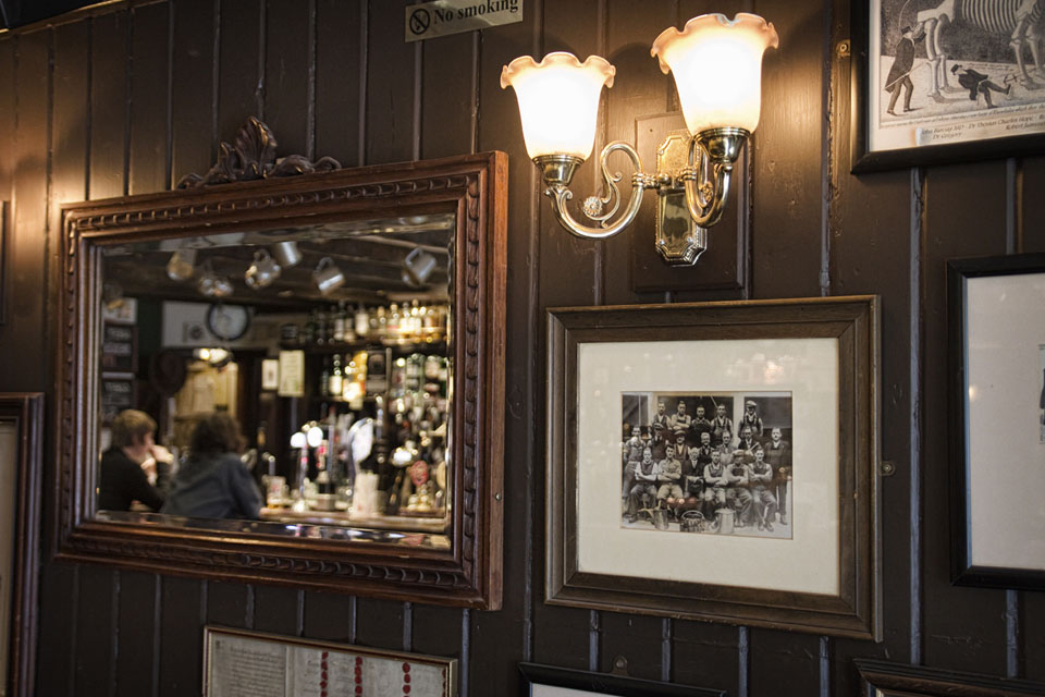The White Hart Inn Edinburgh | Edinburgh Pub Review | DesignMyNight