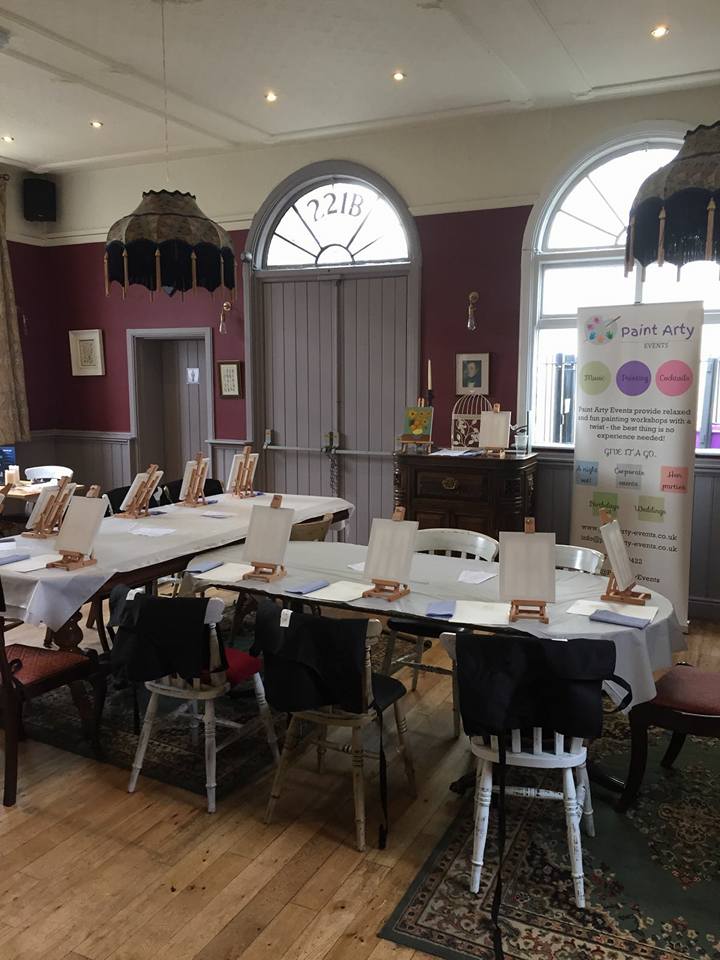 Painting and Cocktails! by Paint Arty Events | London Classes Reviews | DesignMyNight
