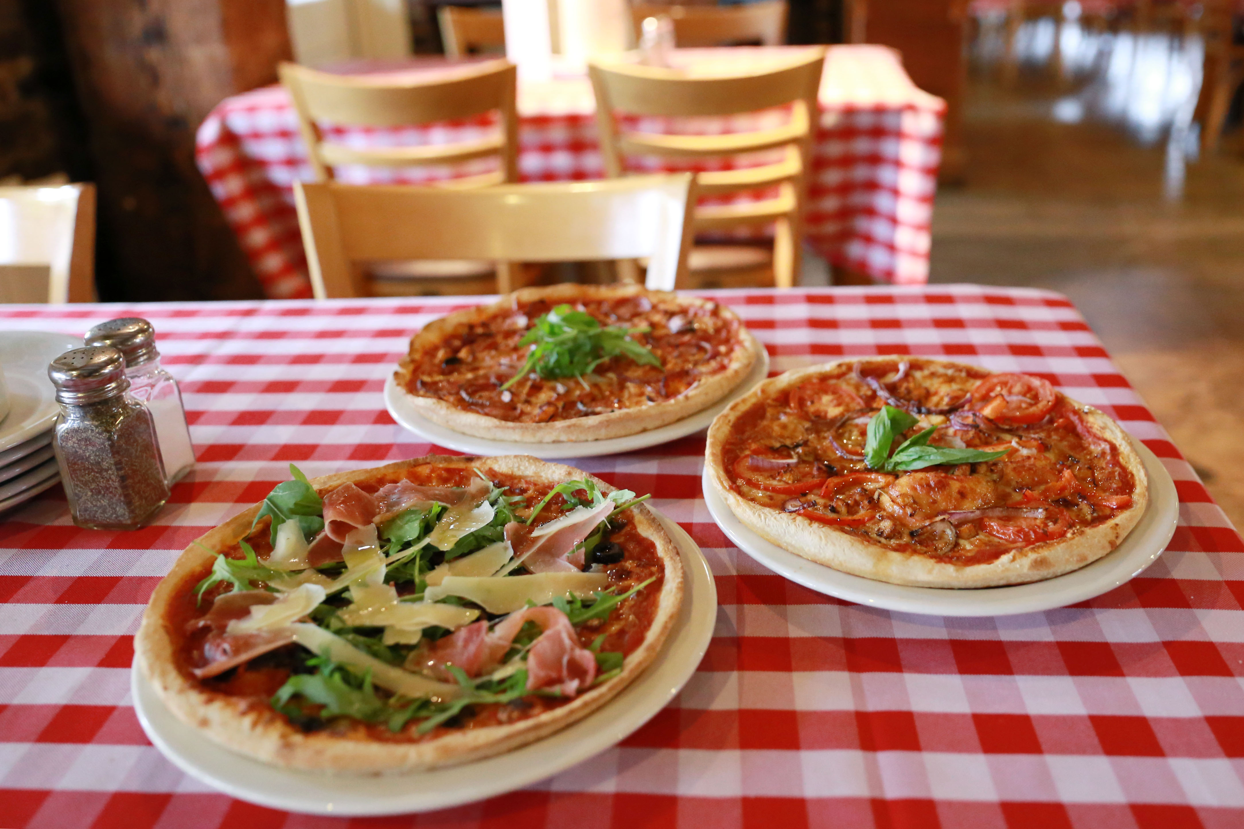 The Dickens Inn Bar | London Bar Reviews | DesignMyNight