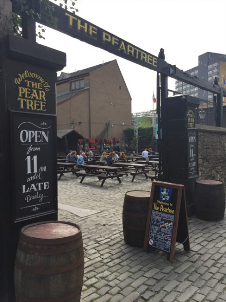 The Peartree Edinburgh | Edinburgh Pub Review | DesignMyNight