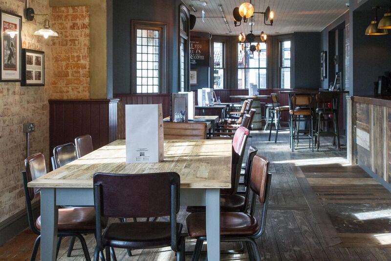 Crown Caversham | Reading Pub Reviews | DesignMyNight