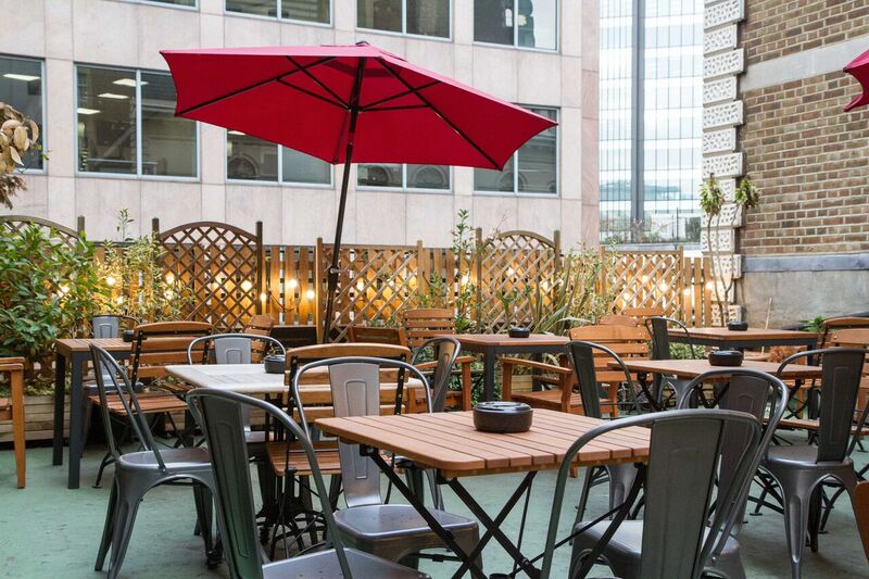 Three Tuns Aldgate | London Pub Reviews | DesignMyNight