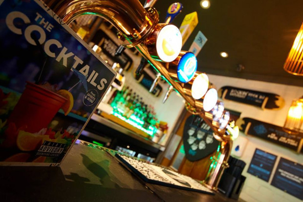 Belushi's Bath | Bath Bar Reviews | DesignMyNight