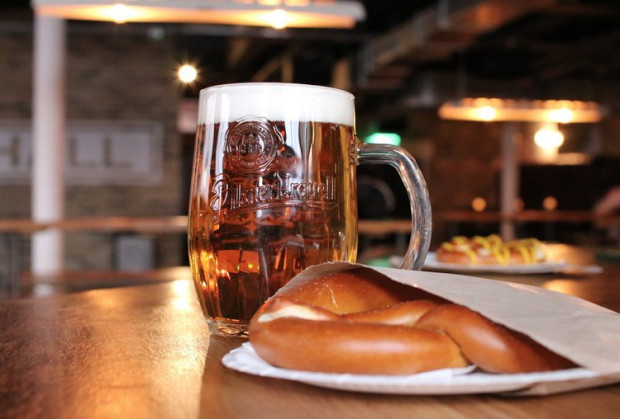 Cooper Hall Northern Quarter | Manchester Beerhall Reviews | DesignMyNight