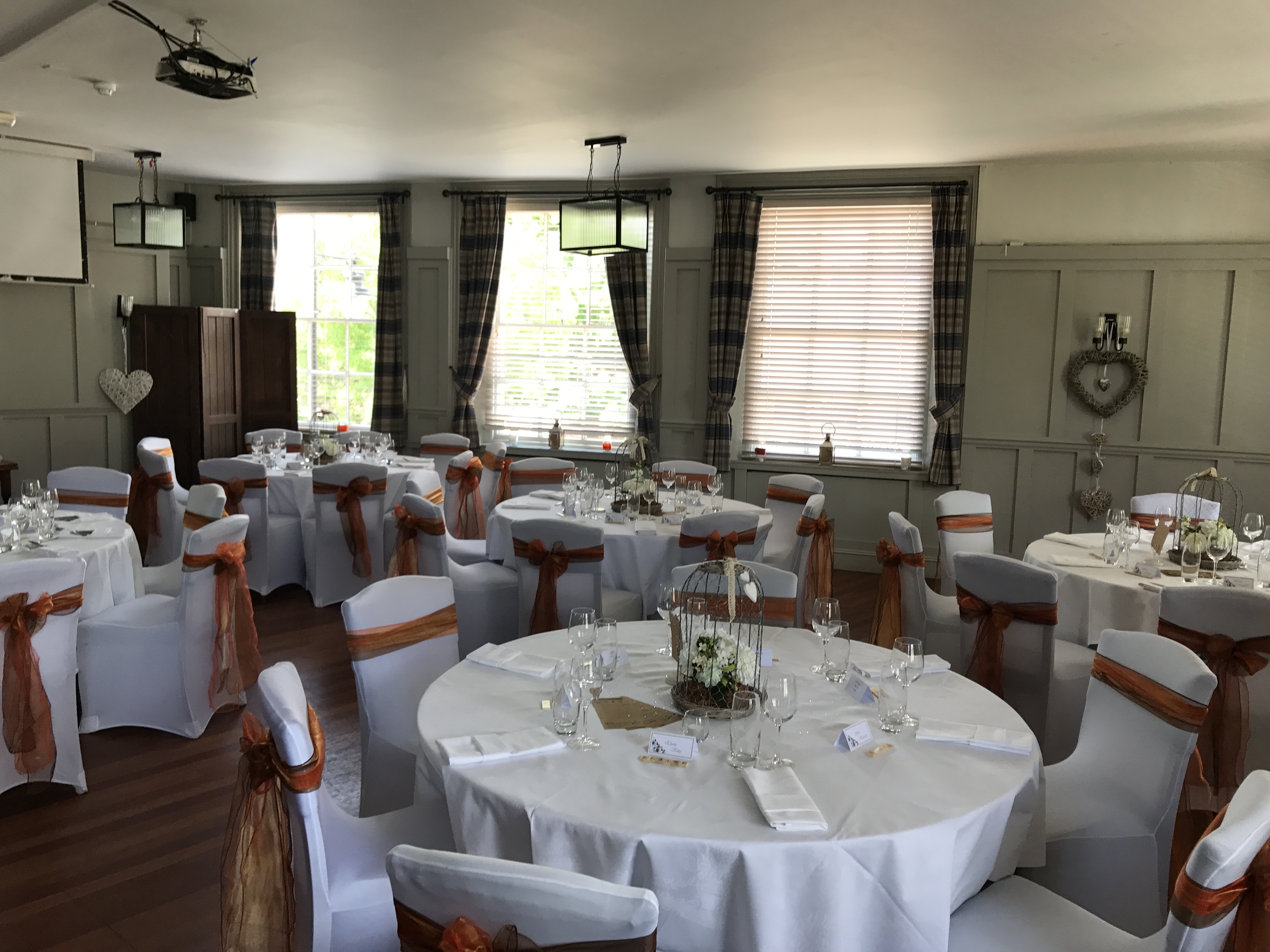 The Alma Wandsworth | London Pub Reviews | DesignMyNight