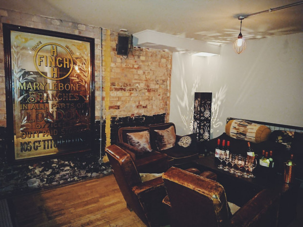 Finch's Finsbury Square | London Bar Reviews | DesignMyNight