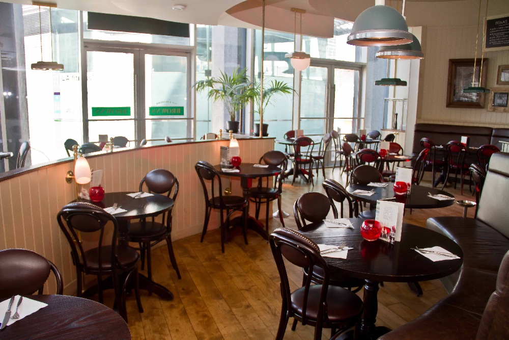 Browns Brasserie & Bar Victoria | London Bar Reviews | DesignMyNight