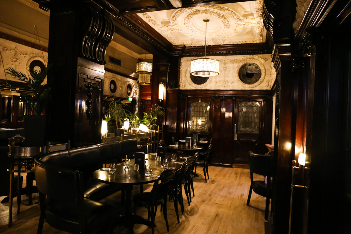Browns Brasserie & Bar King Street | Manchester Bar Reviews | DesignMyNight