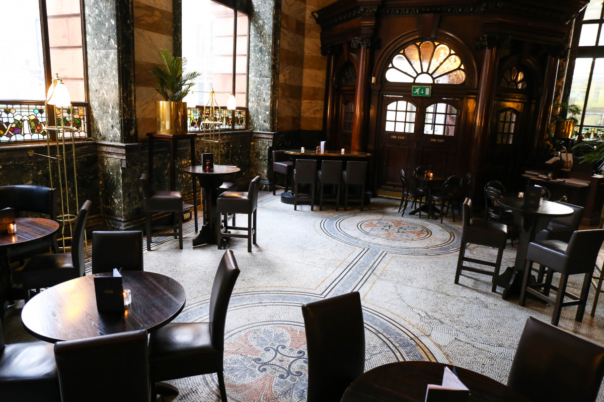 Browns Brasserie & Bar King Street | Manchester Bar Reviews | DesignMyNight