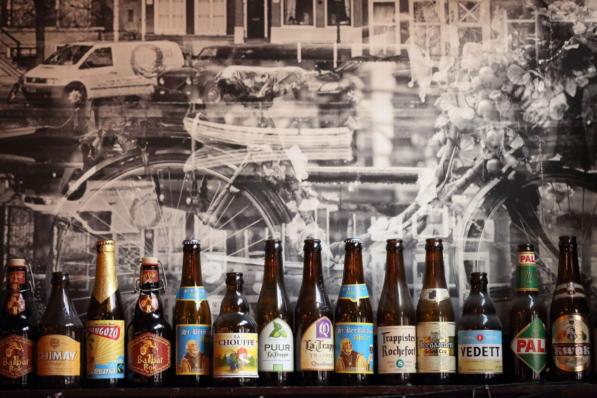 De Hems Dutch Cafe Bar | London Pub Reviews | DesignMyNight