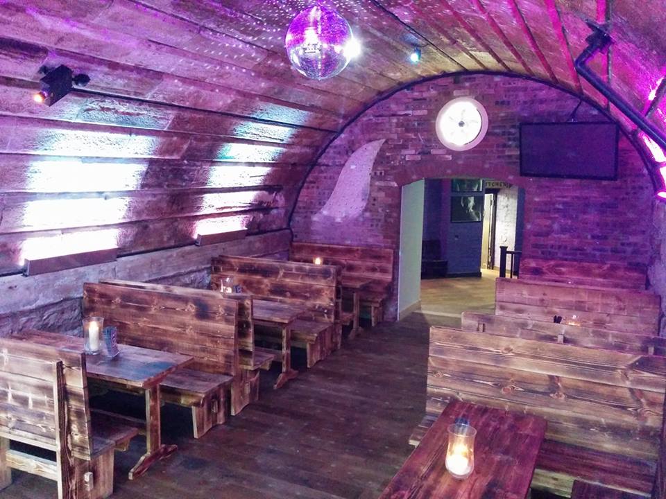 Inn Deep West End | Glasgow Pub Reviews | DesignMyNight