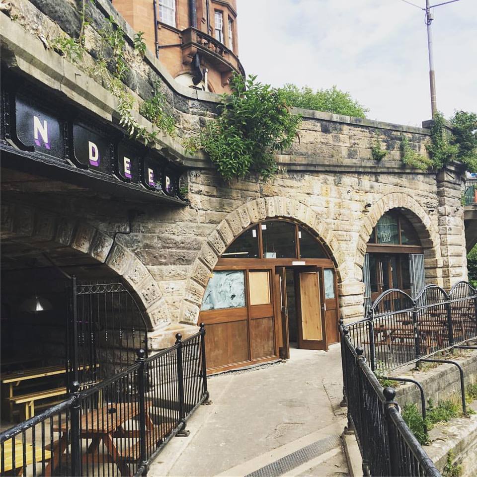 Inn Deep West End | Glasgow Pub Reviews | DesignMyNight