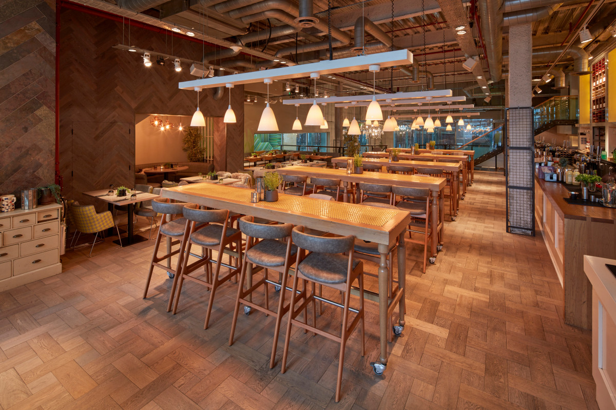 The Parlour Bar Canada Square Park London Reviews | DesignMyNight