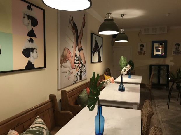 The Little Blue Door | London Bar Reviews | DesignMyNight