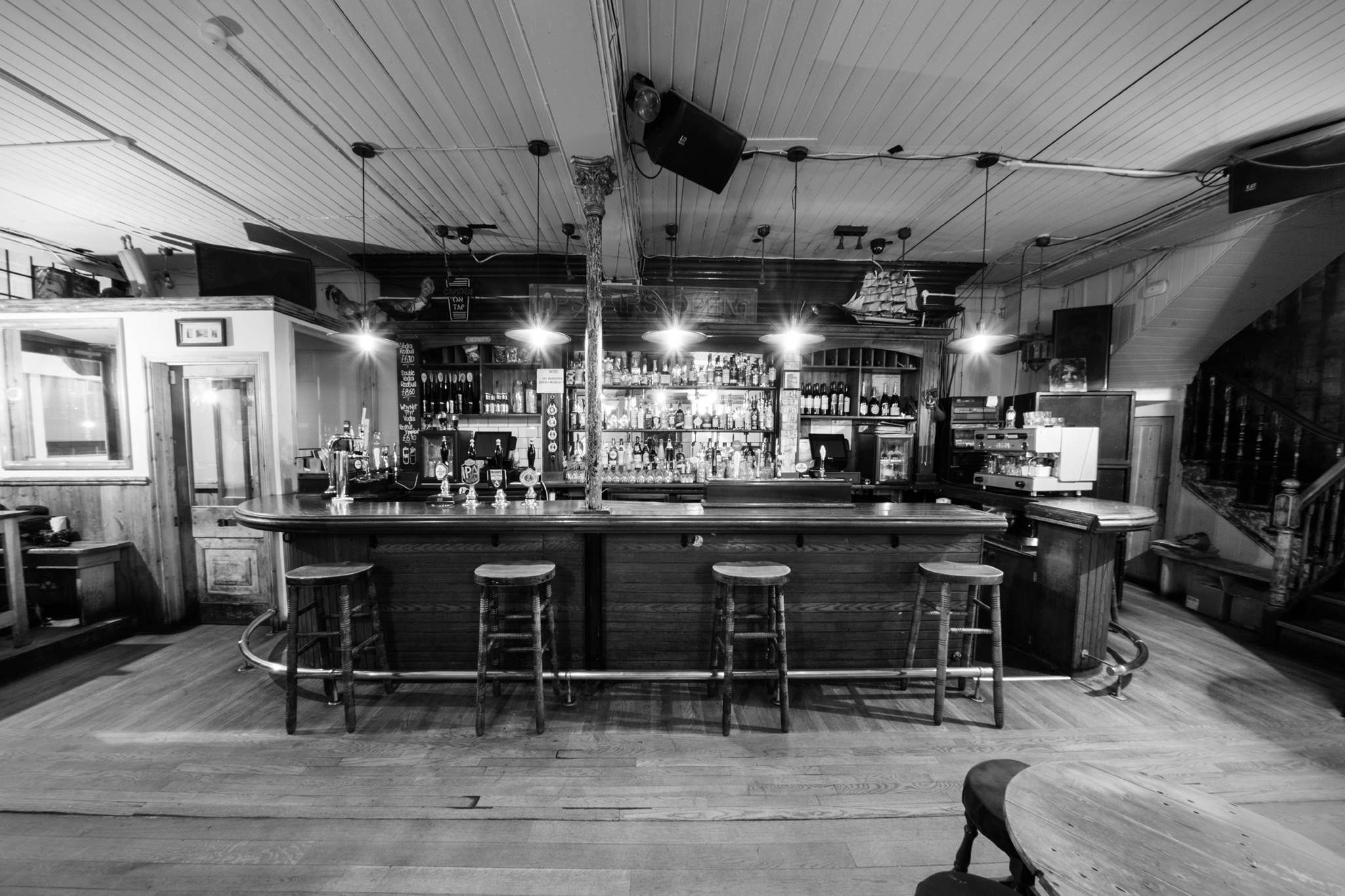 Sanctuary 'Hawaiian Party' | Liverpool Street, London Clubbing Reviews ...